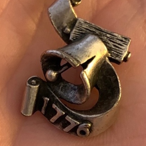 Jewelry | Vintage Silver Tone 1776 Bicentennial Pendant Of The Liberty ...